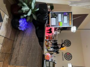 2025 Average Cost to Hire a Bartender